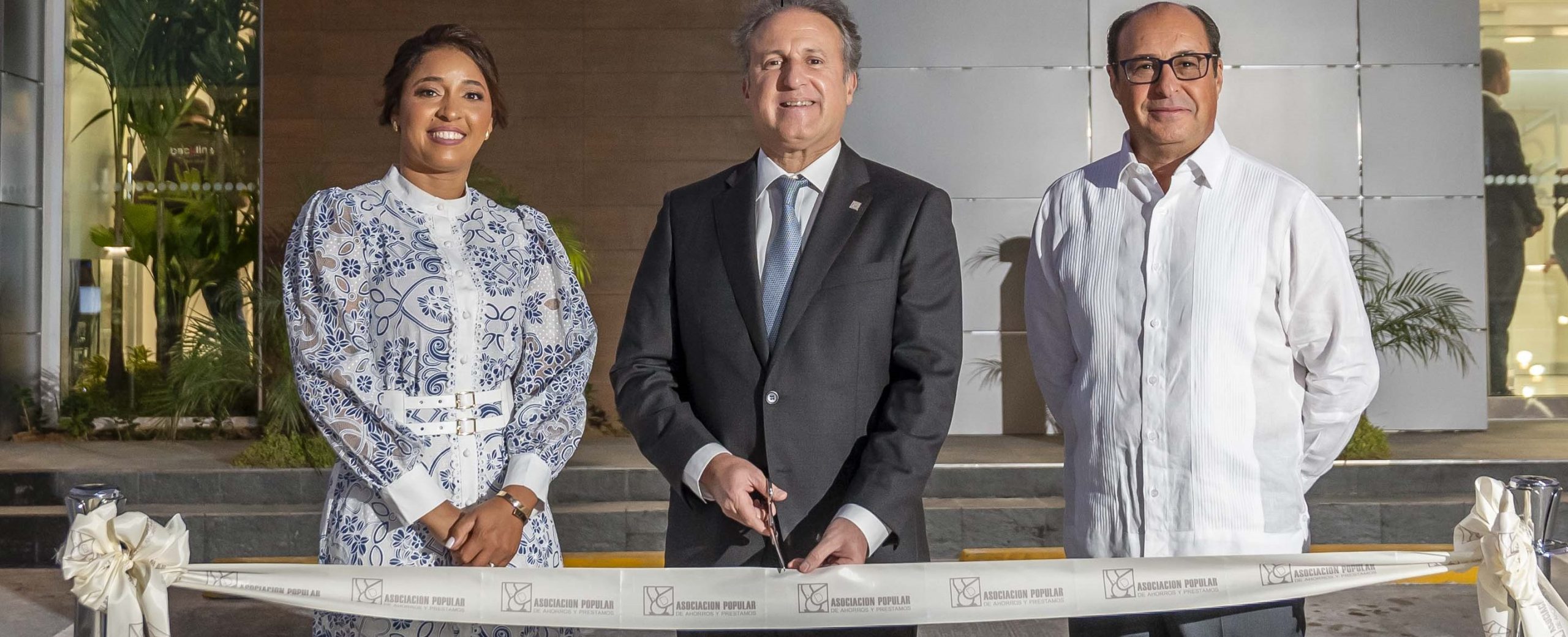 Asociación Popular de Ahorros y Préstamos - APAP inaugura sucursal en Punta Cana - APAP